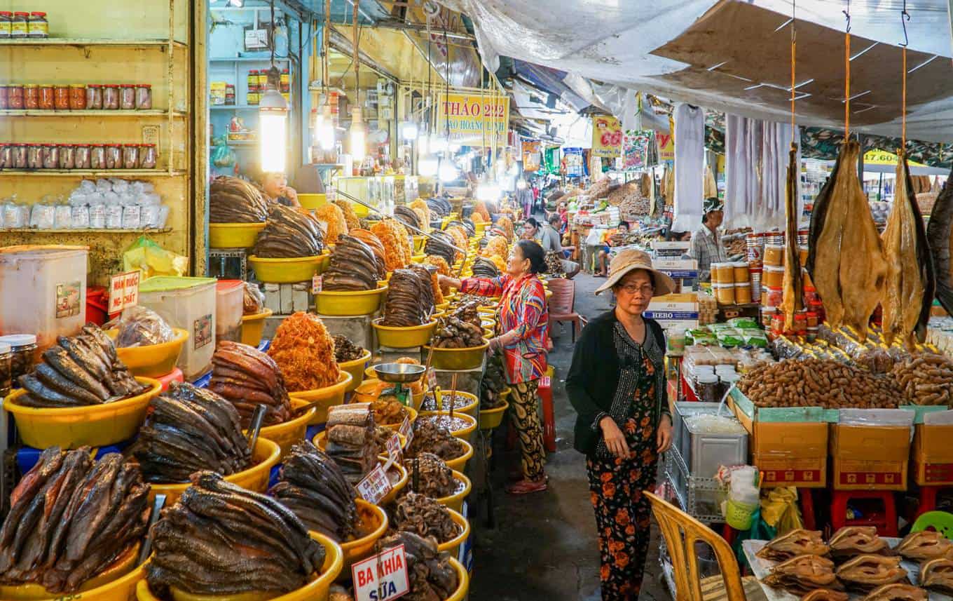 Mekong Delta Shopping - What to Buy & Where to Shop